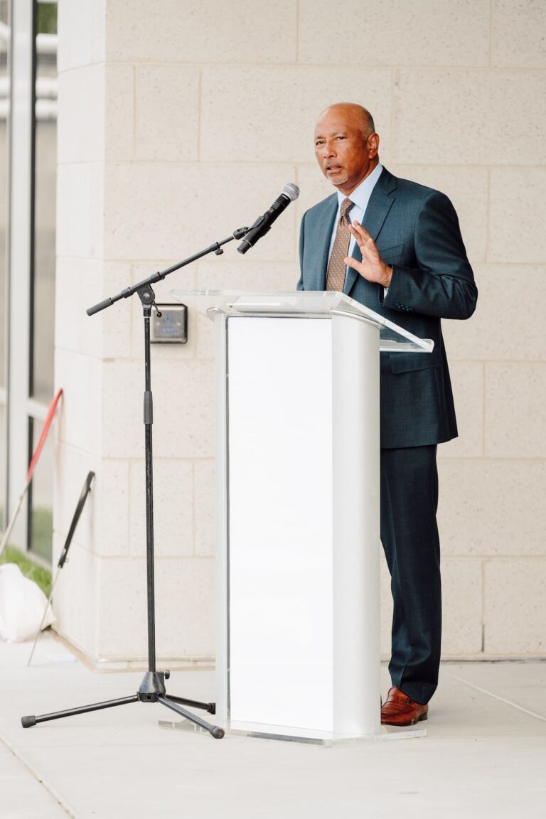 Dawood Engineering Moves: New Headquarters - Dawood